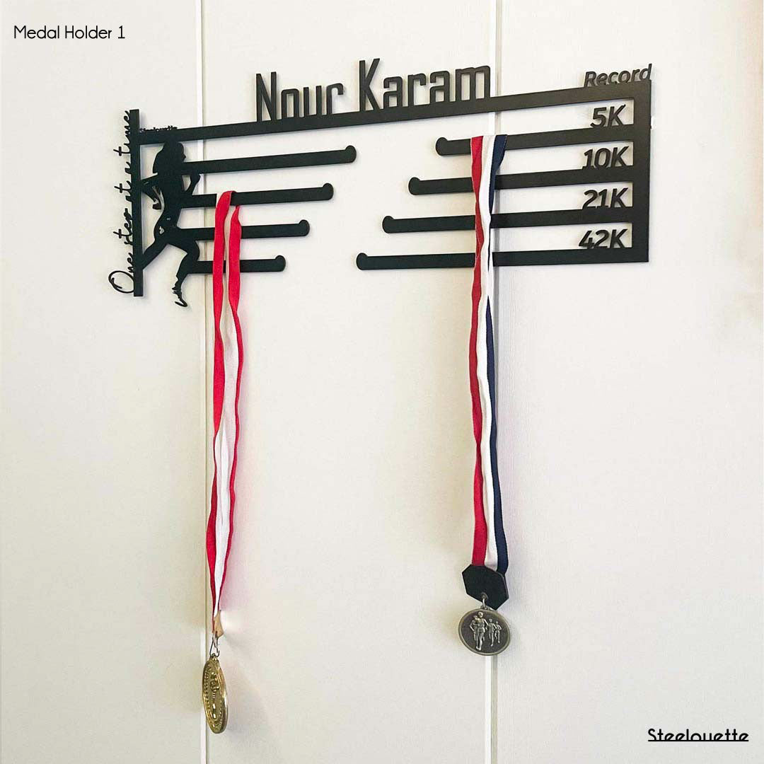 Medal Holder – Steelouette